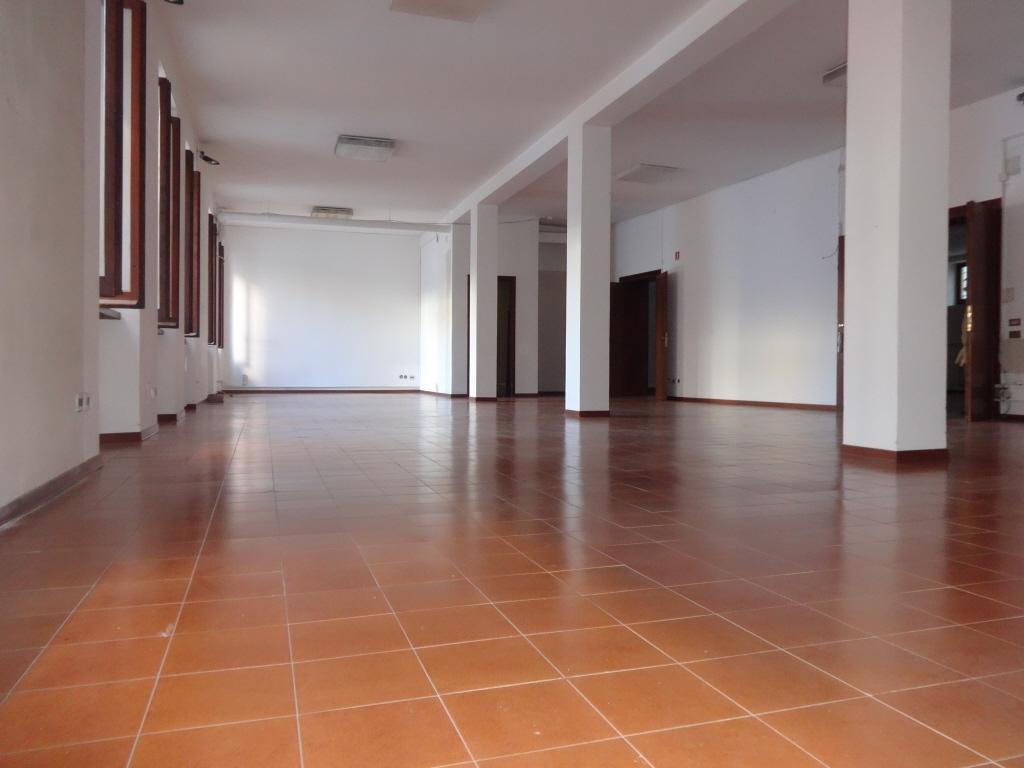 Ufficio in vendita a Pesaro