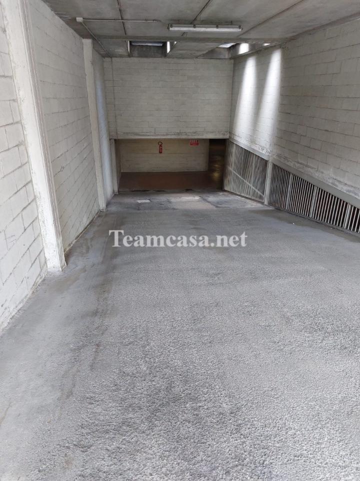 Garage - Autosilos - Parcheggio in vendita a Pesaro