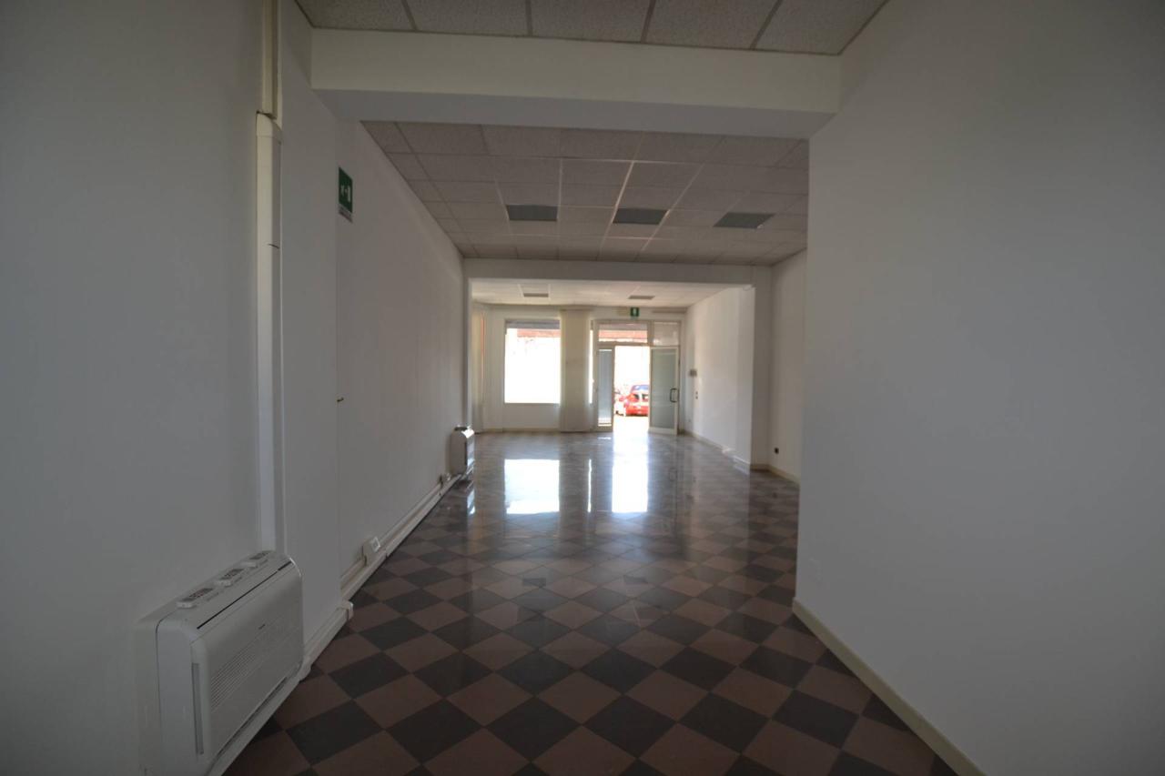 Negozio in affitto a Limena