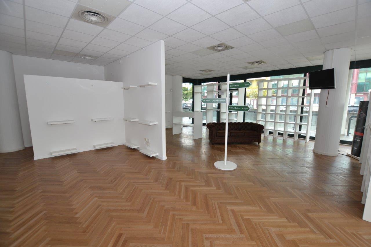 Negozio in affitto a Padova