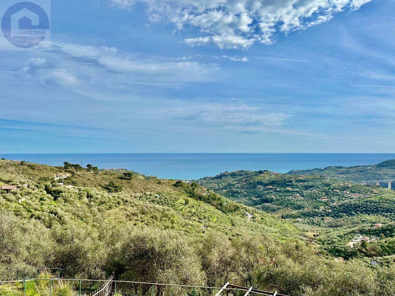 Casa indipendente in vendita a Imperia