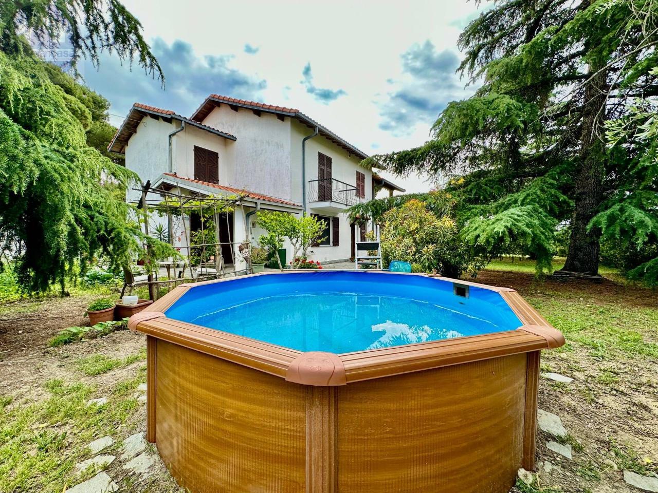 Villa in vendita a Imperia