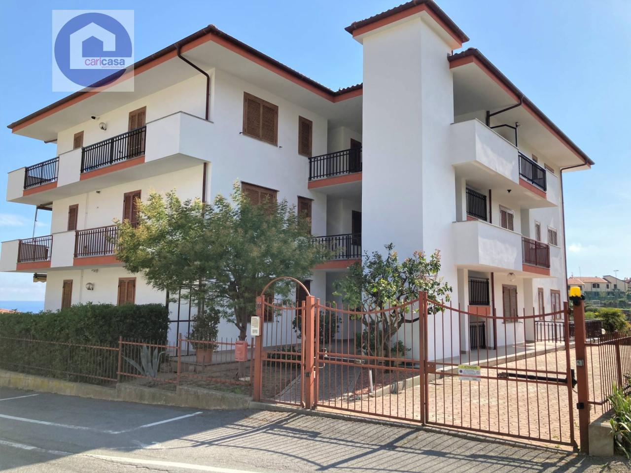 Appartamento in vendita a Costarainera