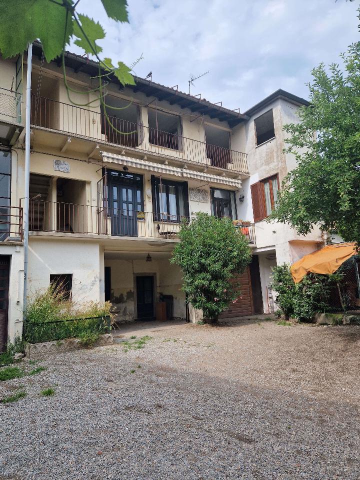 Rustico in vendita a Viggiu'