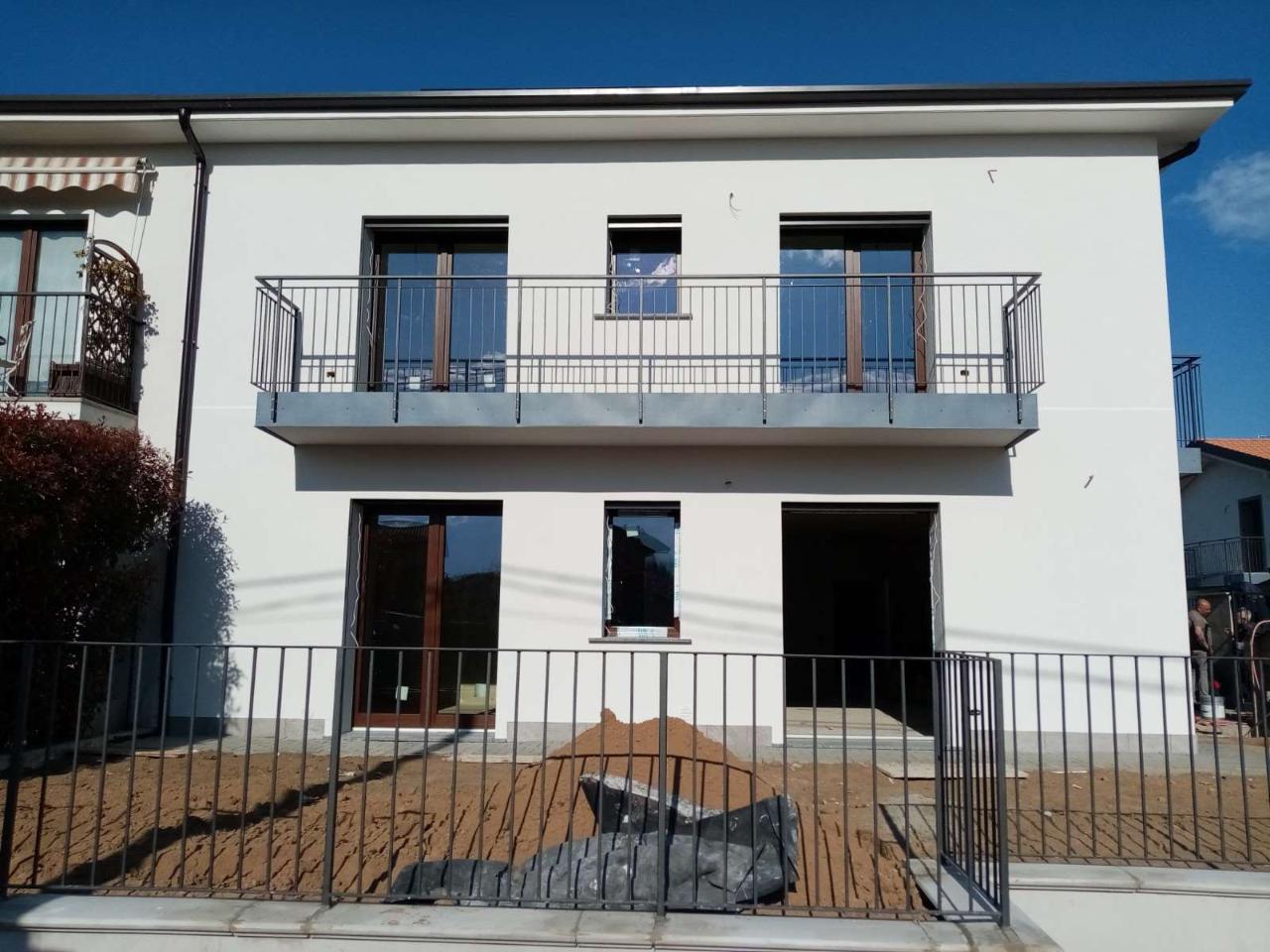 Appartamento in vendita a Vedano Olona