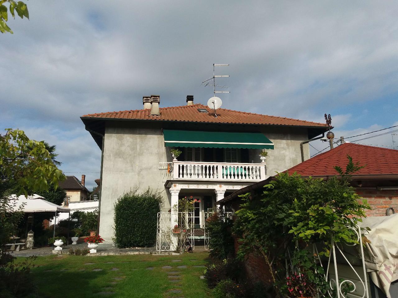 Porzione di villa in vendita a Brebbia