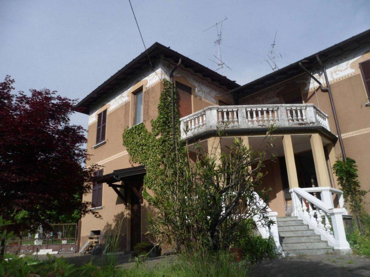 Appartamento in affitto a Porto Valtravaglia