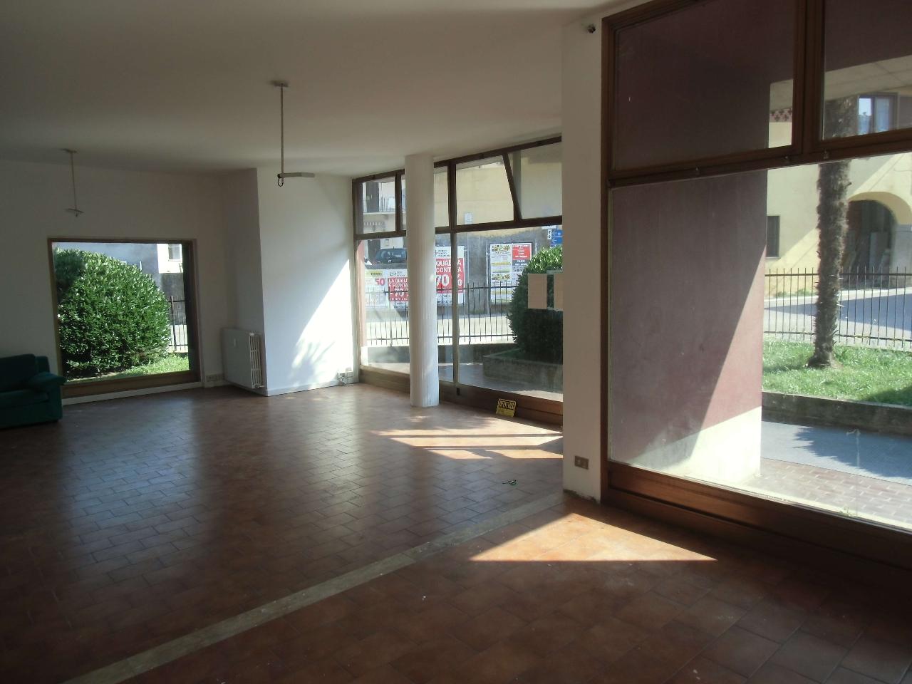Immobile residenziale in vendita a Sumirago