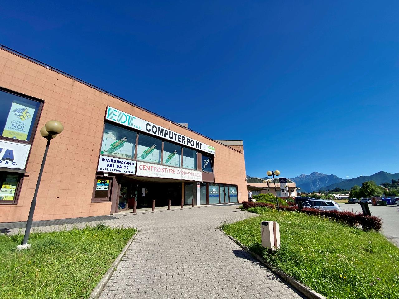 Immobile residenziale in affitto a Dolzago