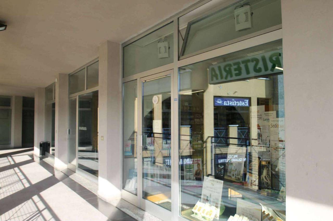 Negozio in vendita a Casatenovo