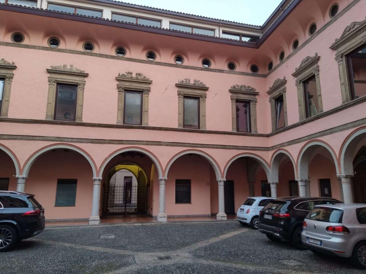 Ufficio in vendita a Como