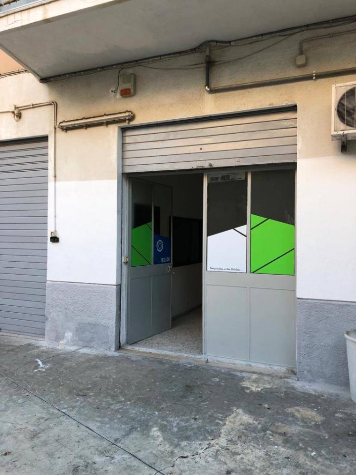 Magazzino in vendita a Palermo