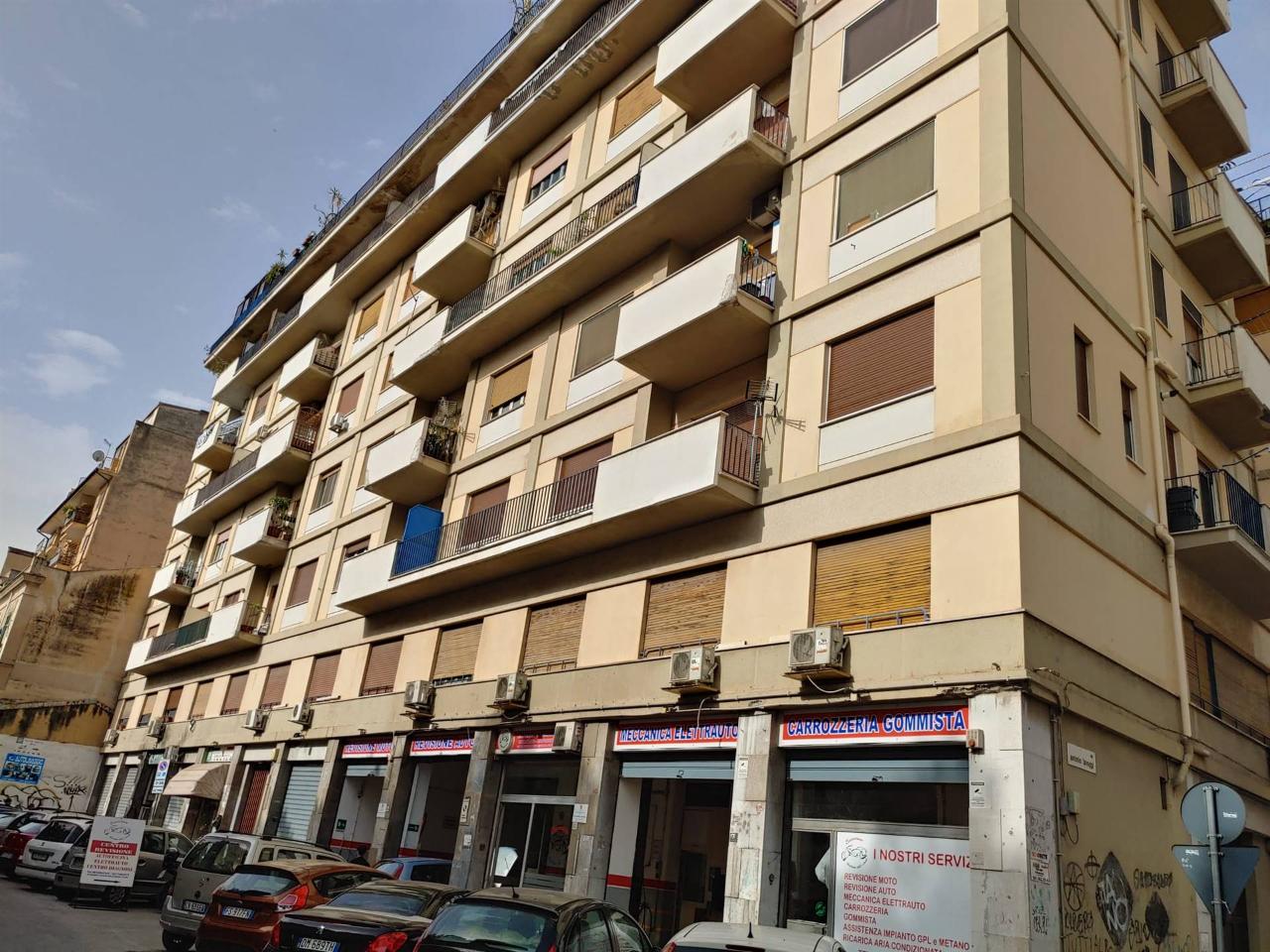 Appartamento in vendita a Palermo