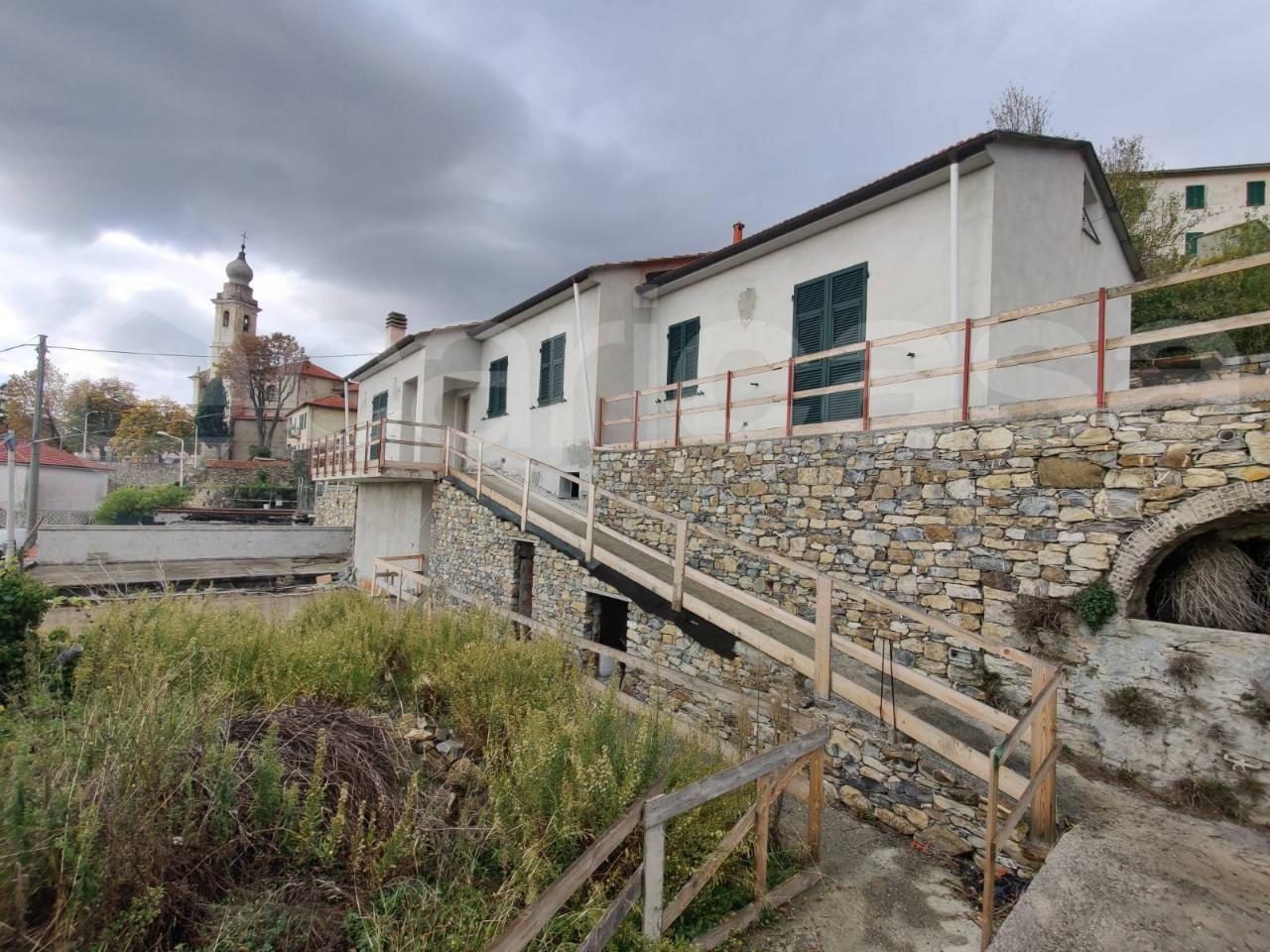 Villa in vendita a Chiusanico