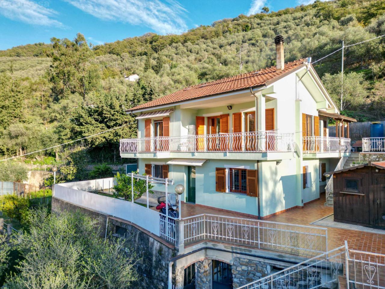 Villa in vendita a Imperia