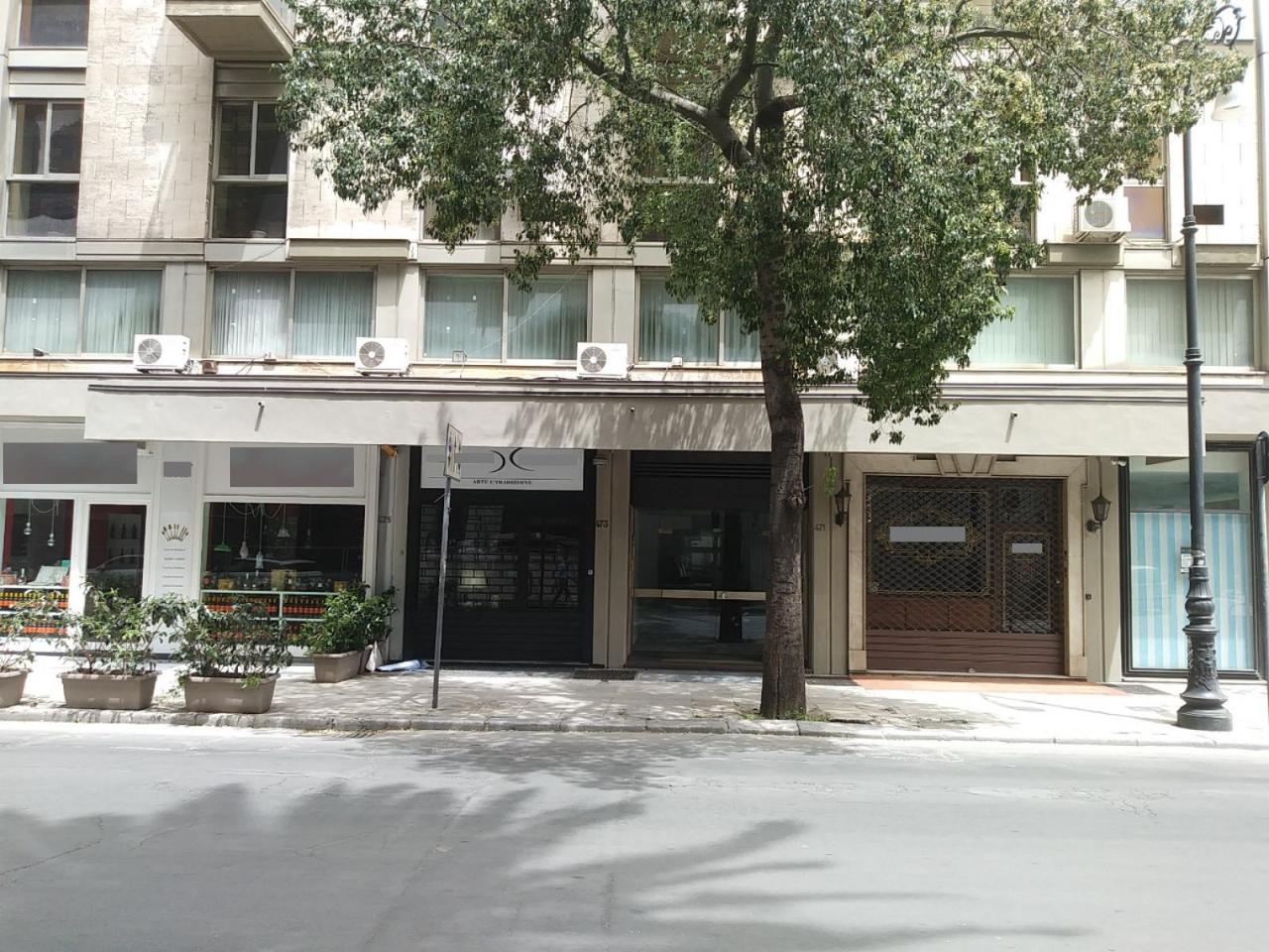 Negozio in affitto a Palermo