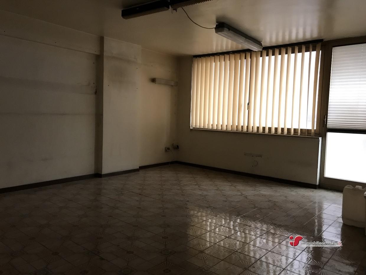 Negozio in vendita a Palermo