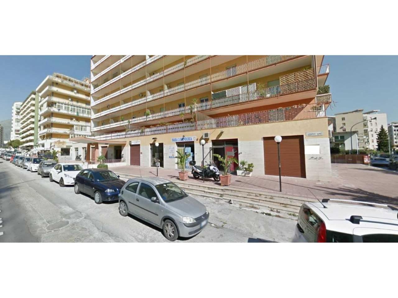 Negozio in vendita a Palermo