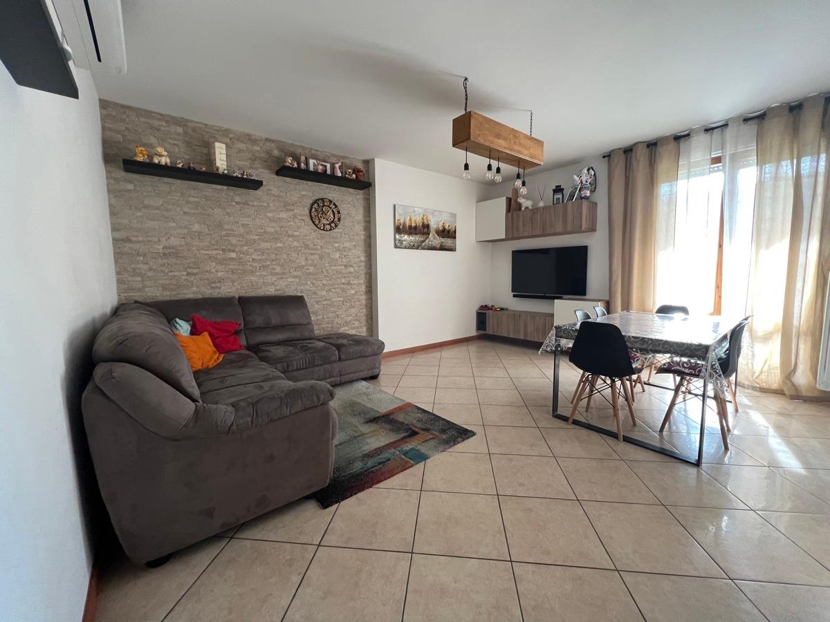 Trilocale, Monselice