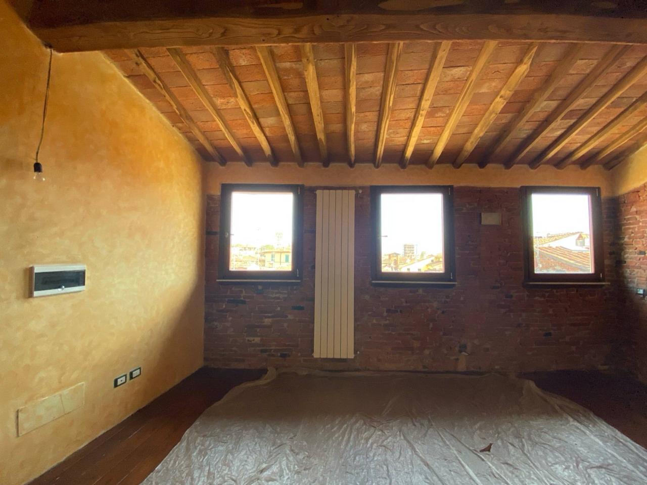 Appartamento in vendita a Lucca