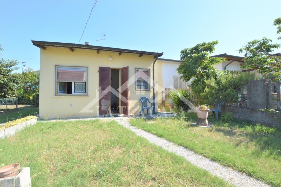 Villa in vendita a Viareggio