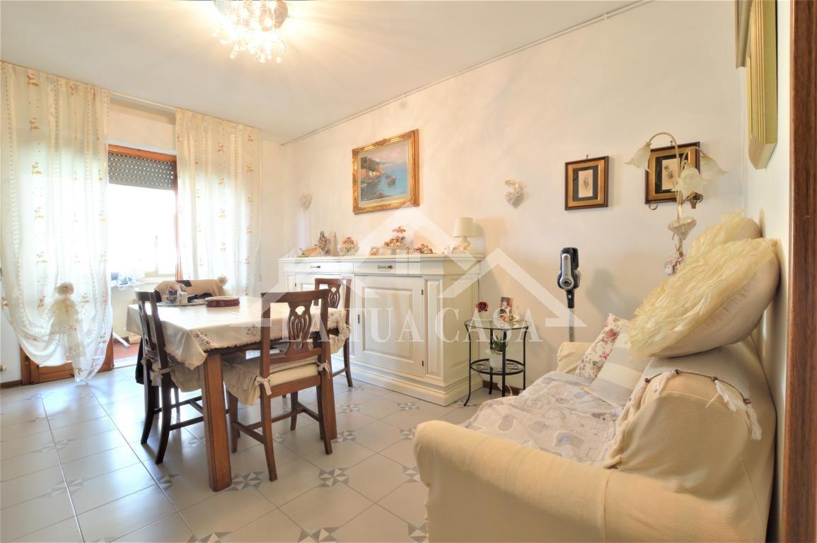 Appartamento in vendita a Viareggio