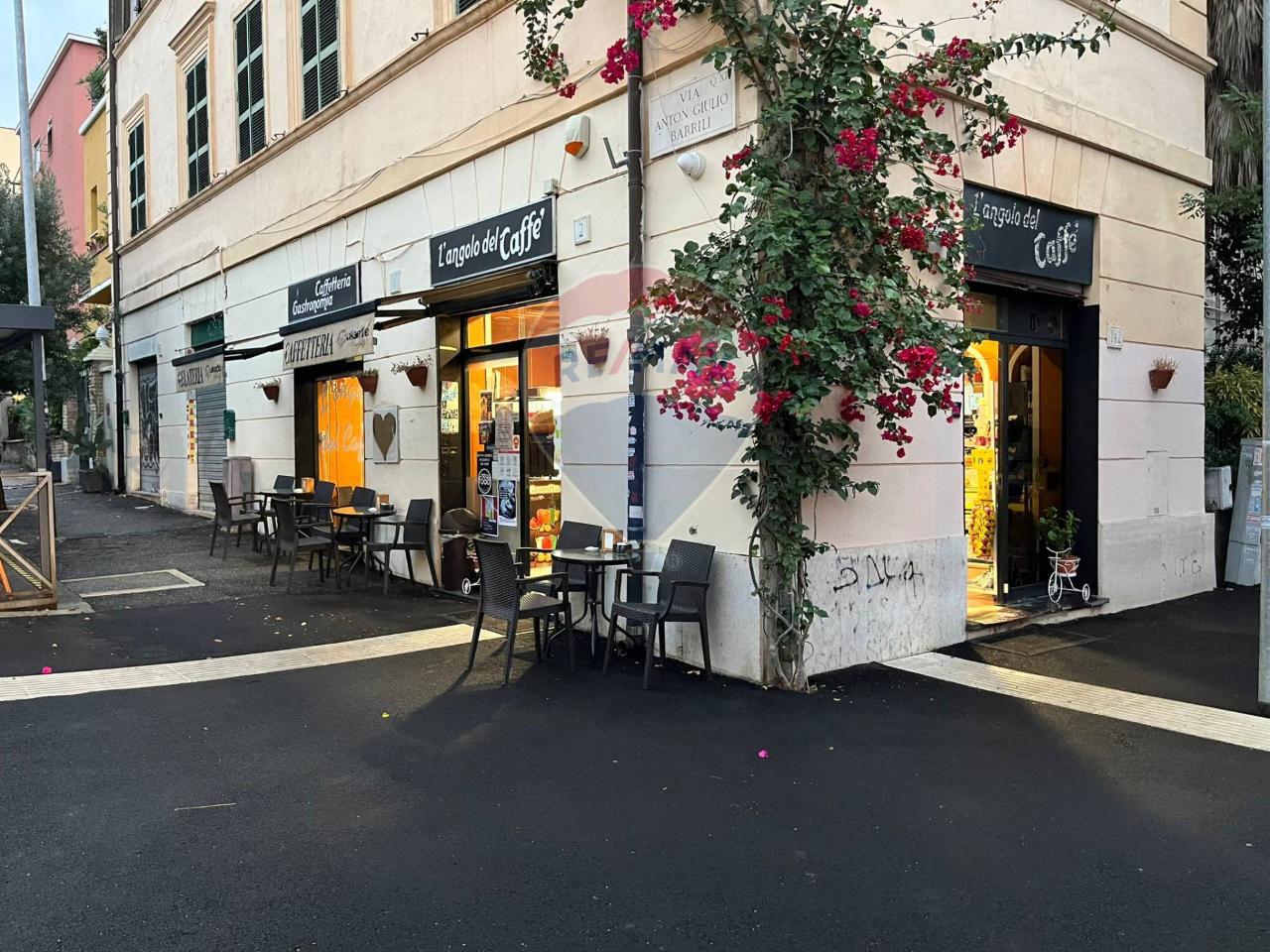 Esercizio commerciale in vendita a Roma