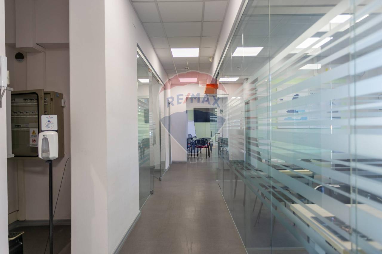 Ufficio in affitto a Roma