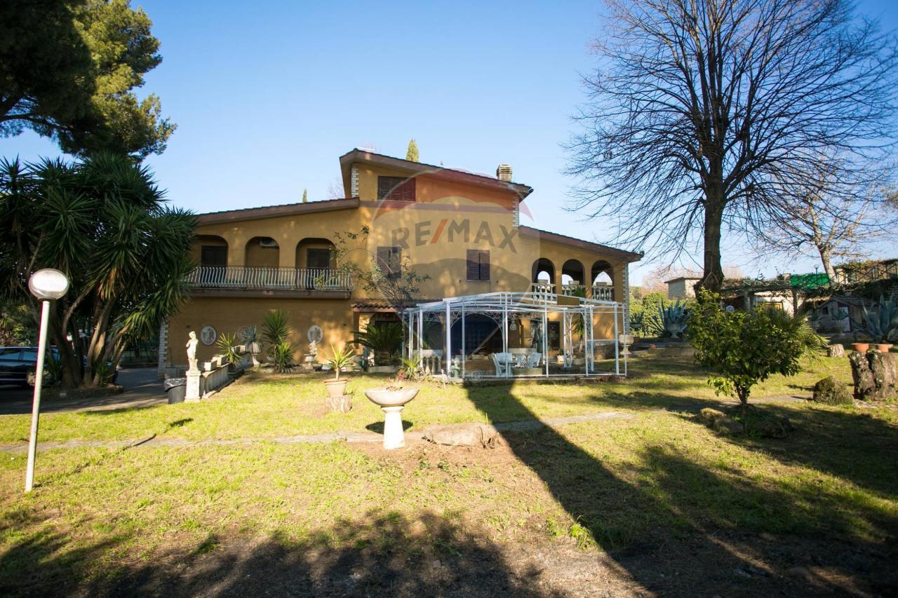 Villa in vendita a Marino