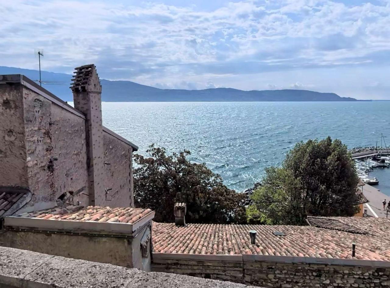 Porzione di villa in vendita a Toscolano Maderno