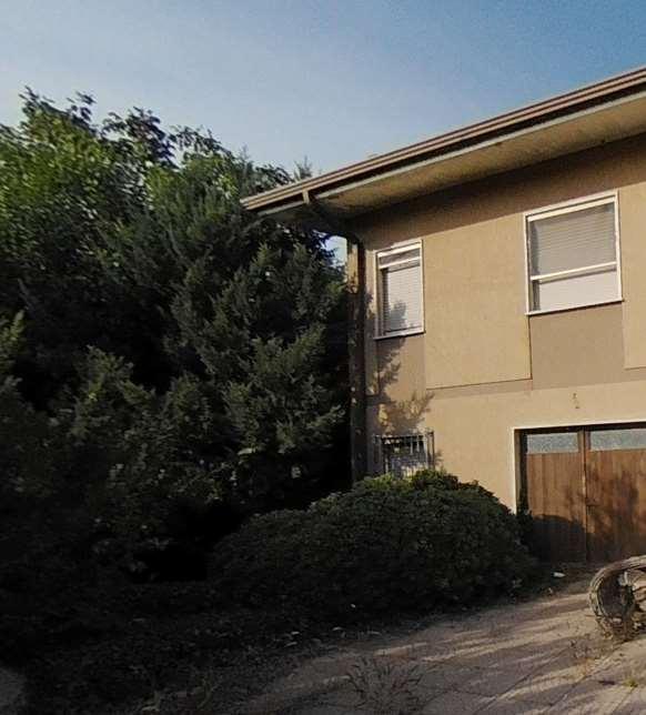 Villa bifamiliare in vendita a Isorella