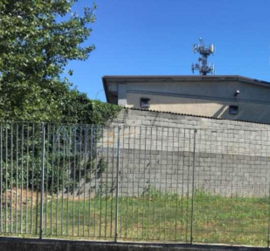 Palazzina commerciale in vendita a Quinzano D'Oglio