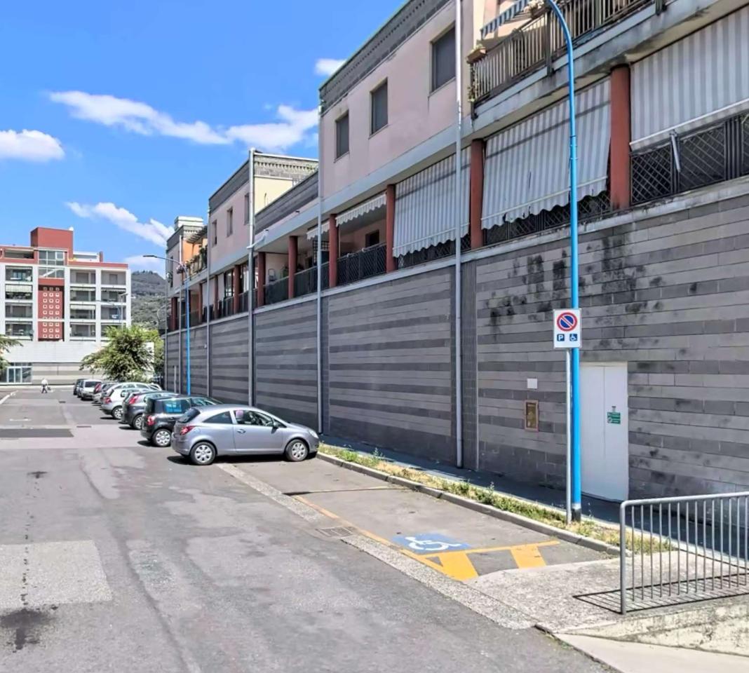 Garage - Posto auto in vendita a Brescia