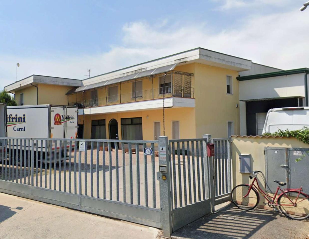 Capannone in vendita a Visano