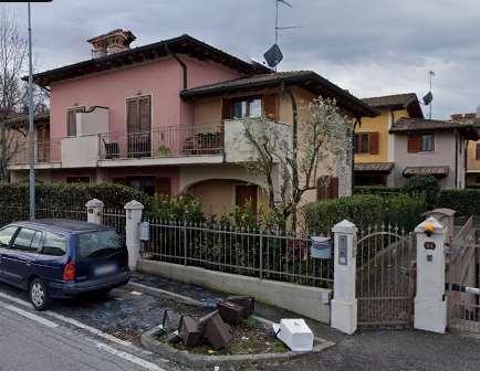 Villa bifamiliare in vendita a Lonato