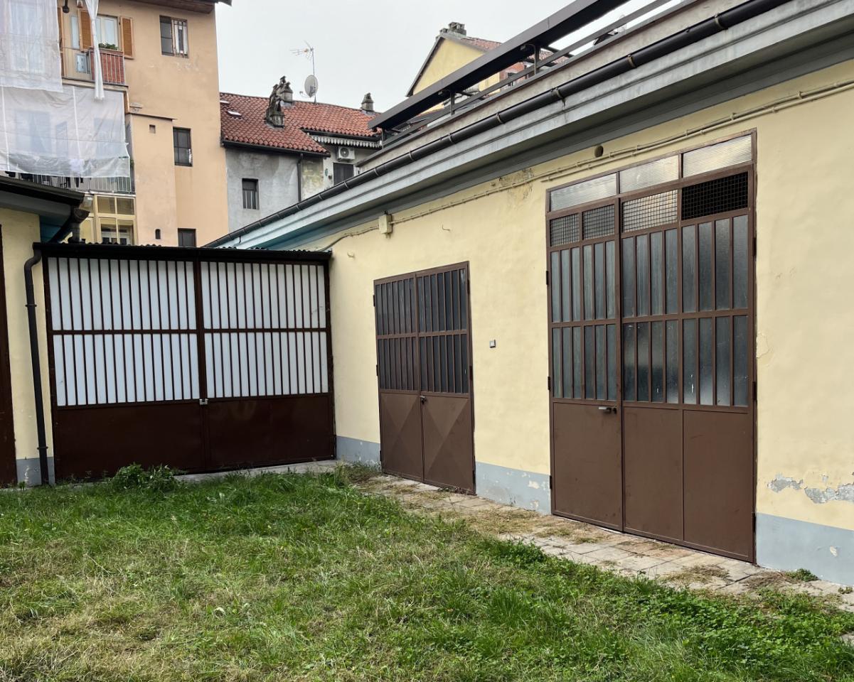 Posto auto in vendita a Torino