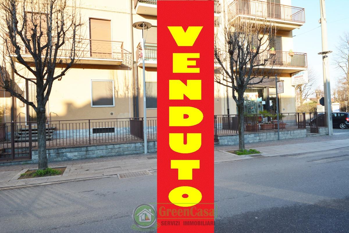 Negozio in vendita a Busnago