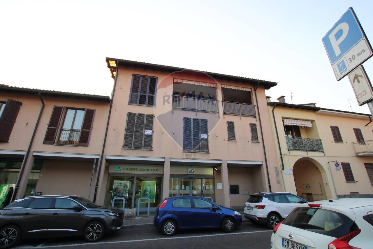 Ufficio in affitto a Garbagnate Milanese