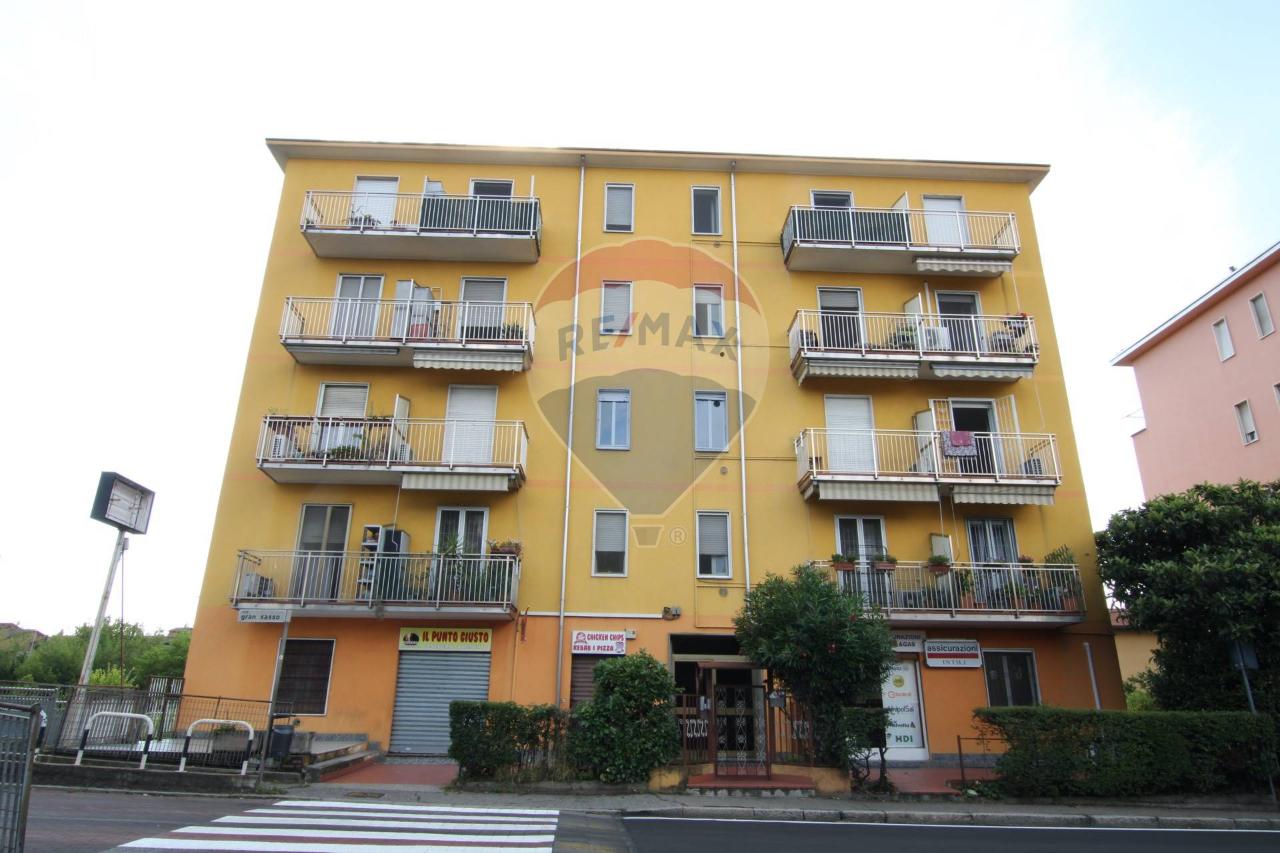 Appartamento in vendita a Garbagnate Milanese