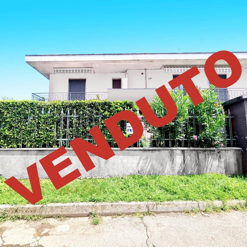 Villa in vendita a Osio Sotto