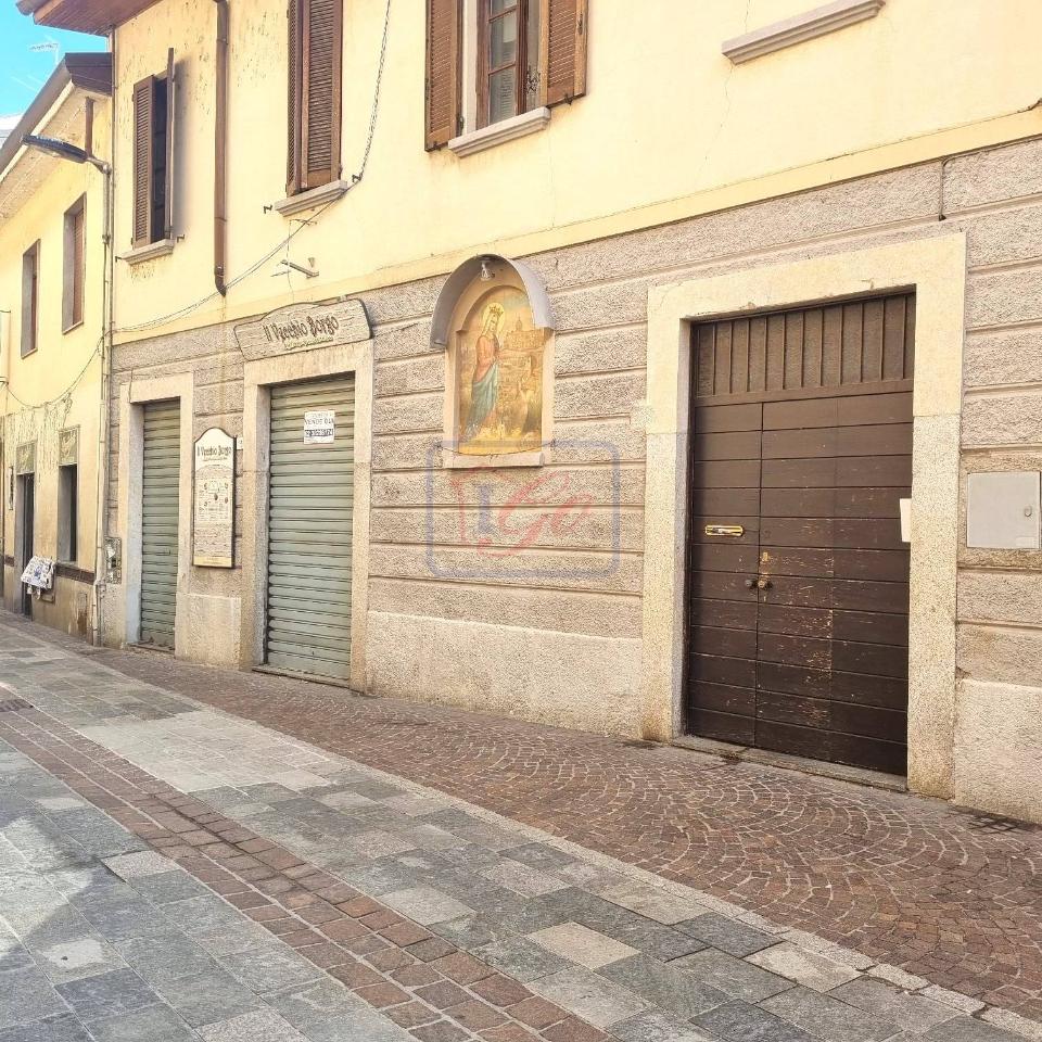 Negozio in affitto a Trezzo Sull'Adda