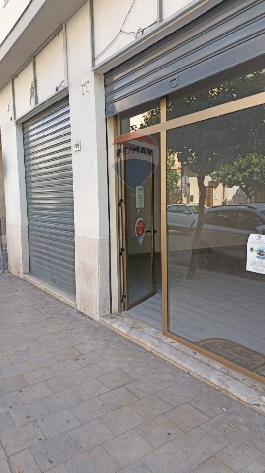 Negozio in affitto a Bagheria