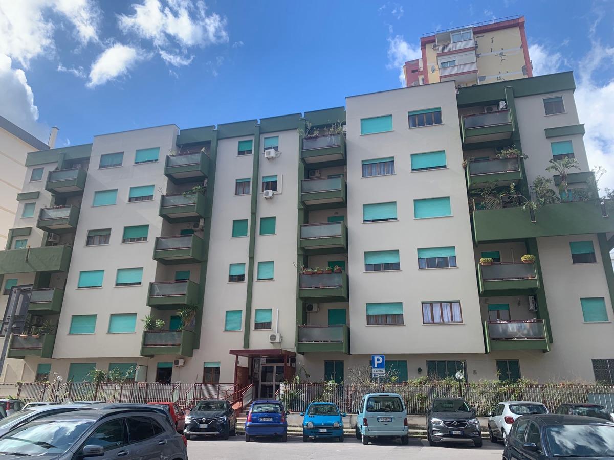 Appartamento in vendita a Palermo