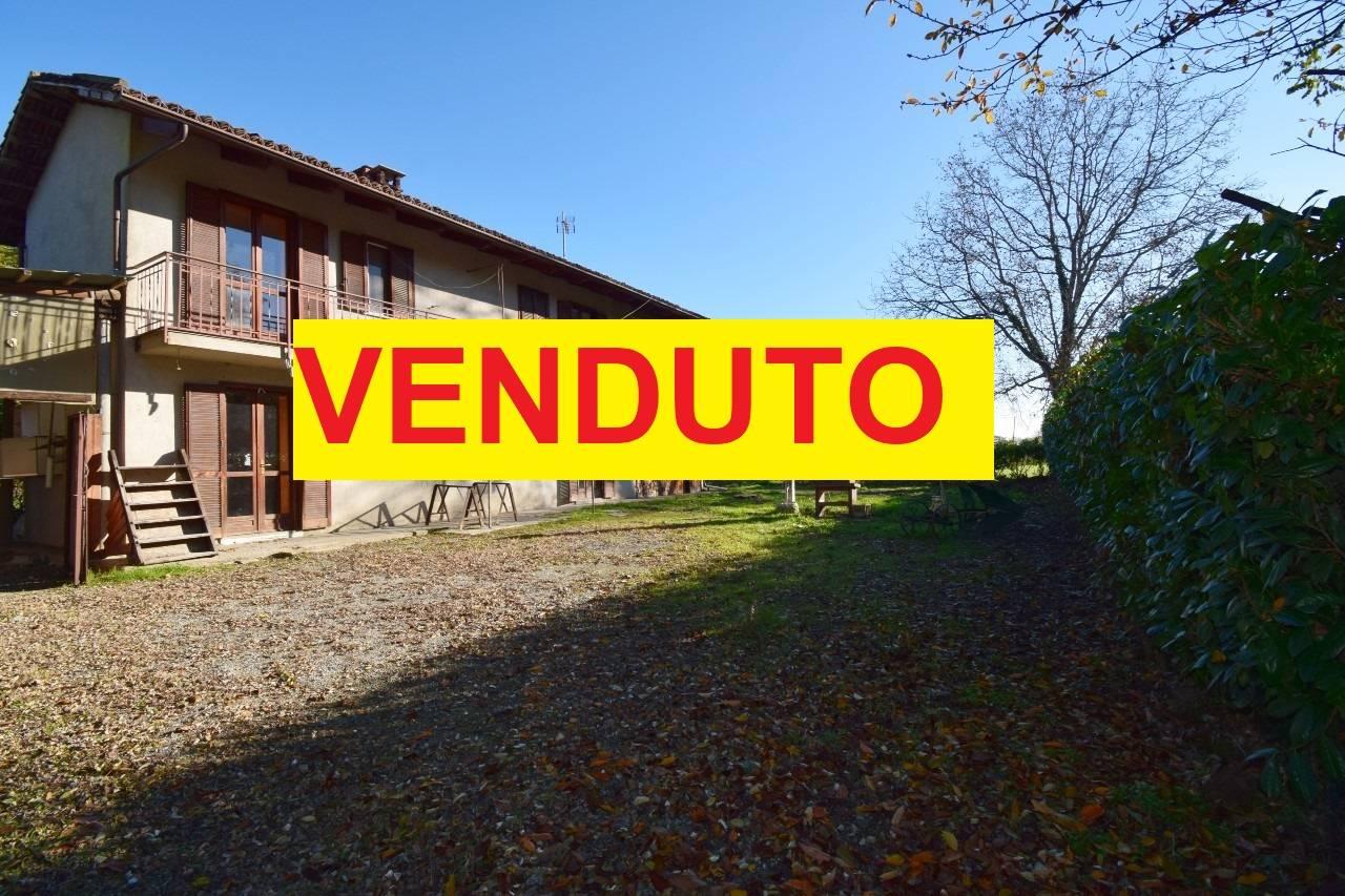Casa indipendente in vendita a Cavour