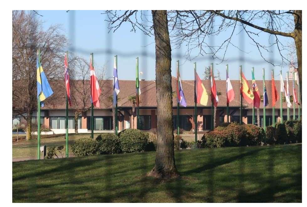 Locale commerciale in vendita a Pieve Emanuele