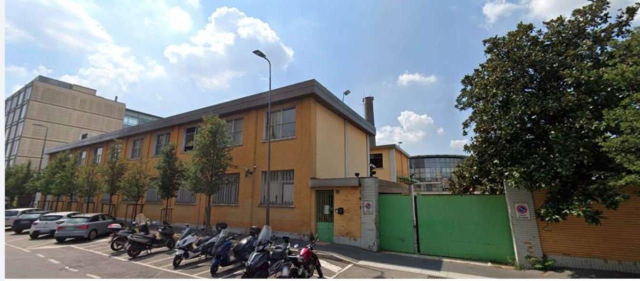 Capannone in vendita a Milano