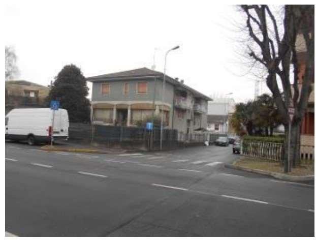 Palazzina commerciale in vendita a Senago