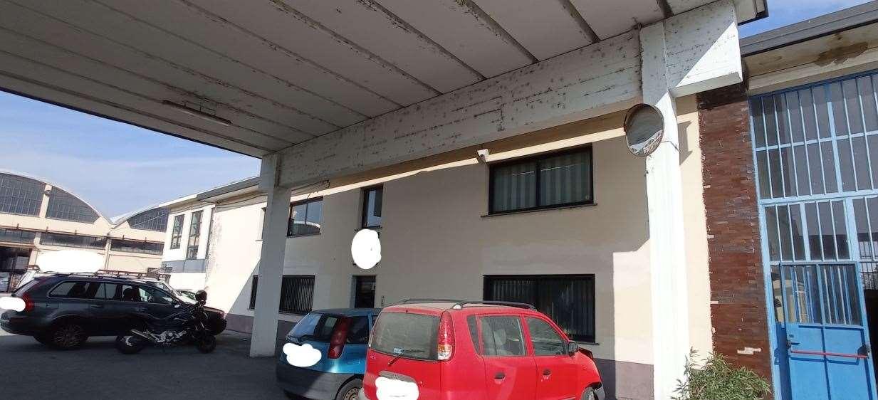 Capannone in vendita a Vimodrone