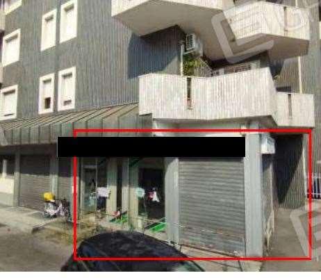 Negozio in vendita a Parabiago