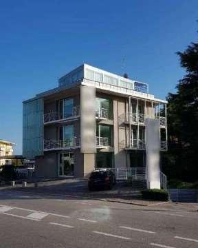 Negozio in vendita a Pesaro